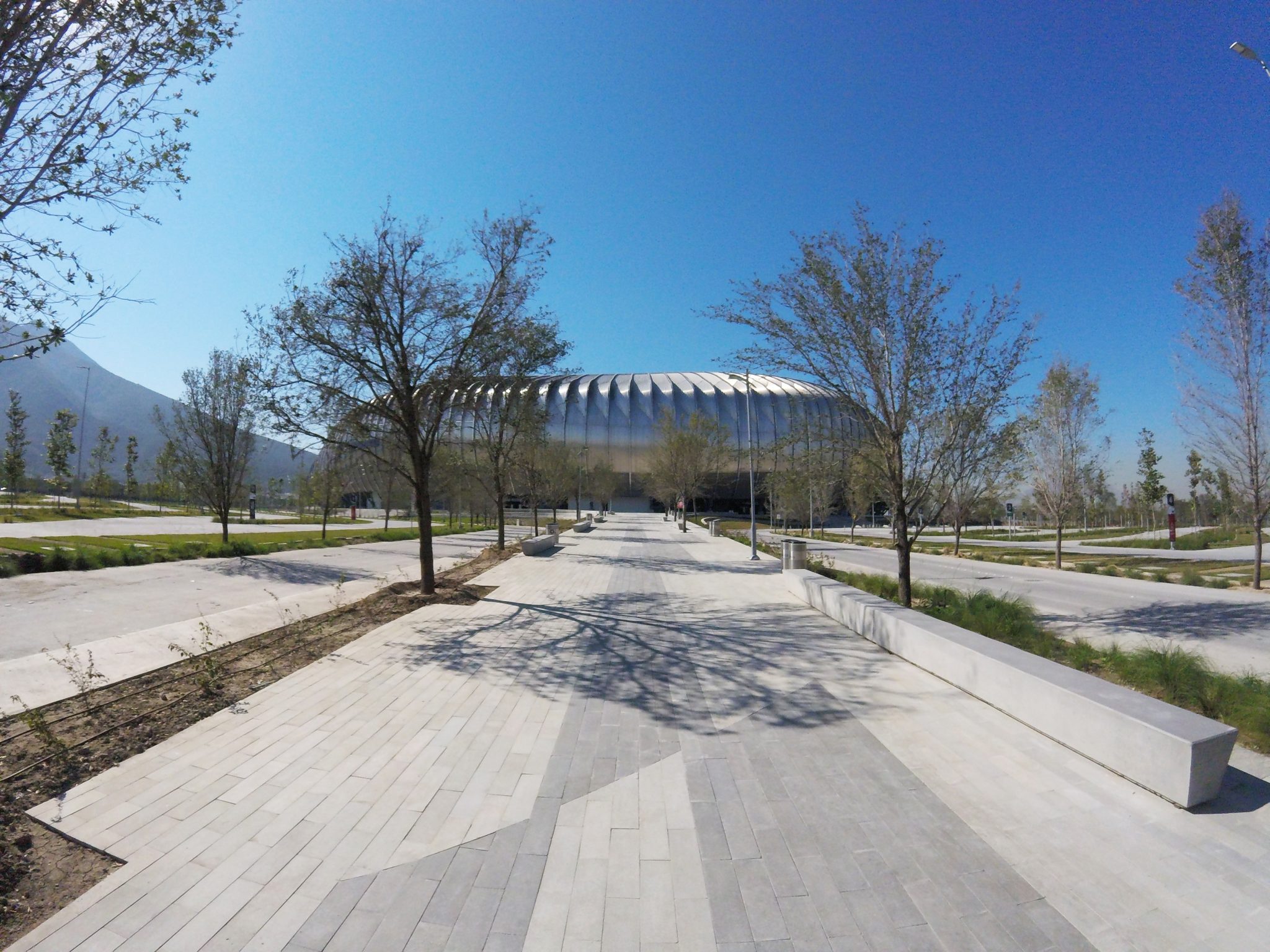 Solum APP - Opticretos - Paneles de fachada de concreto